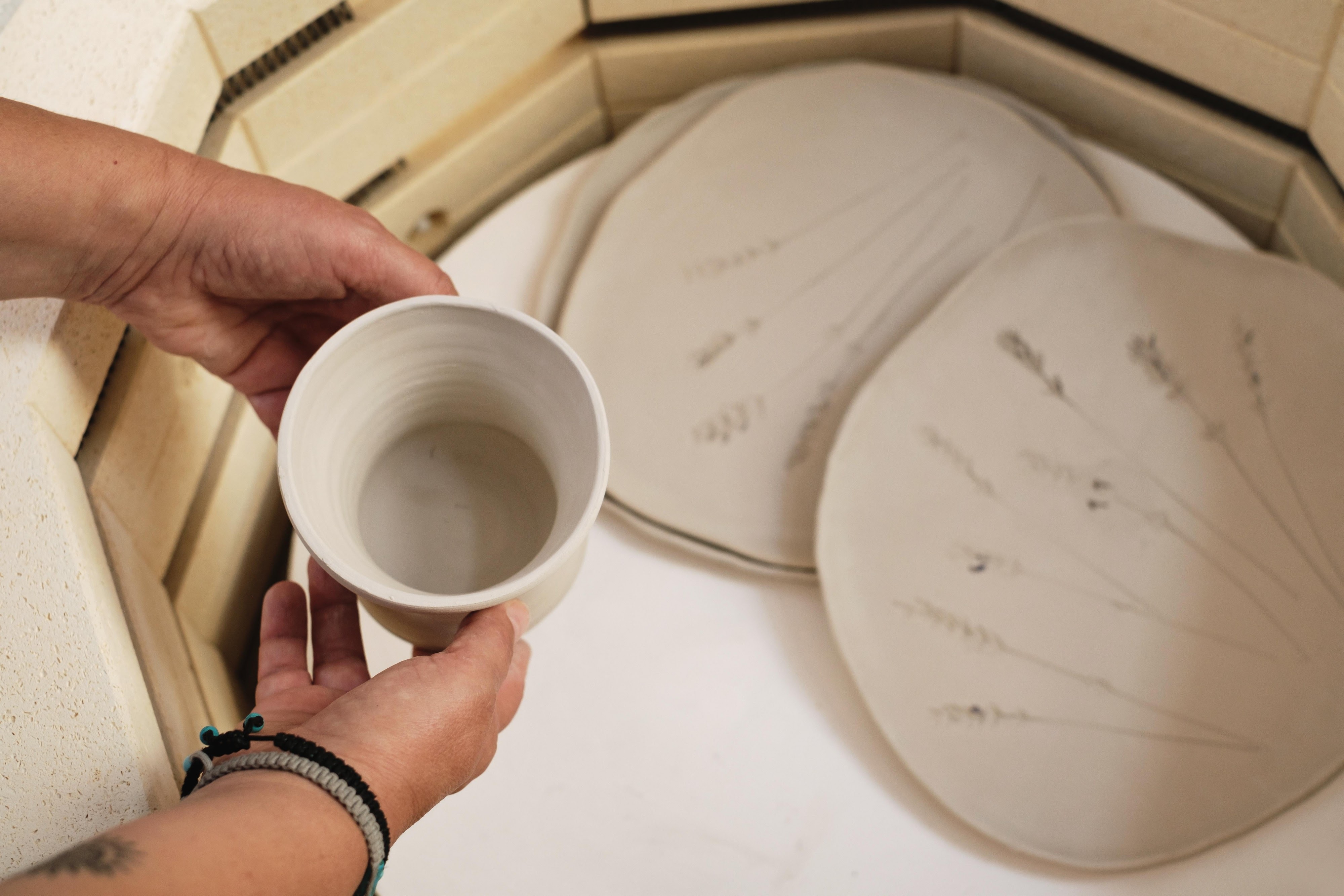 How to make smooth unglazed ceramics - Terrestrial